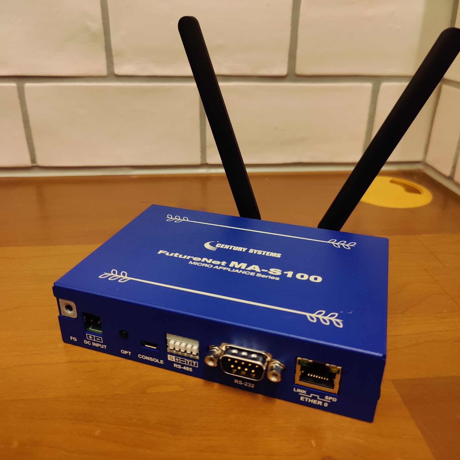 シリアルやデジタル入出力がつながるLinux搭載IoTゲートウェイ「FutureNet MA-S120シリーズ」 - SORACOM公式ブログ